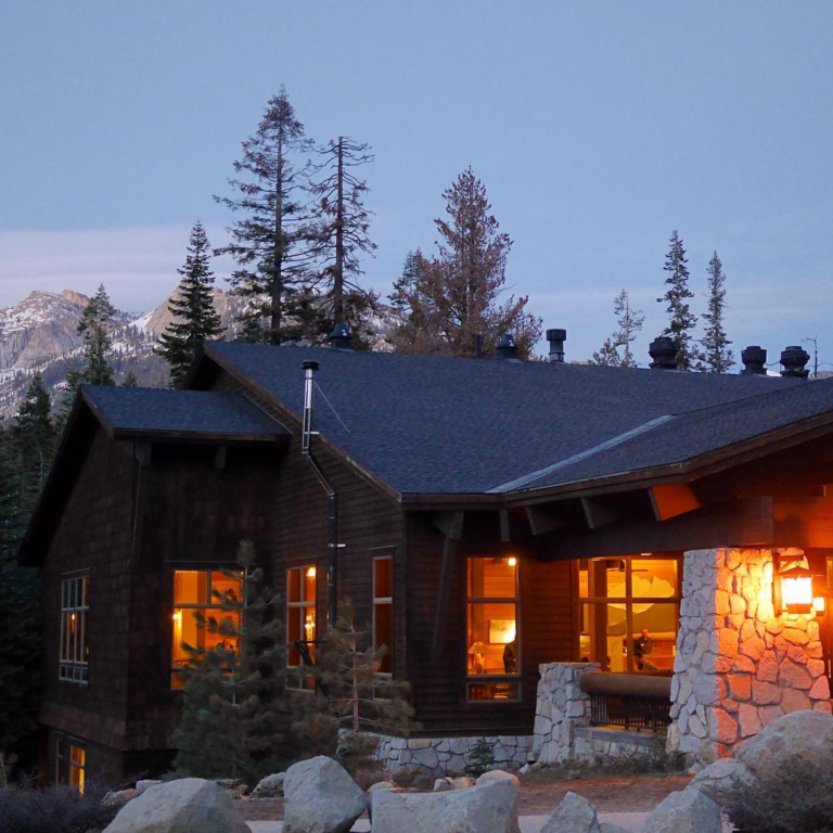 Wuksachi Lodge Review: See Why Travelers Love It
